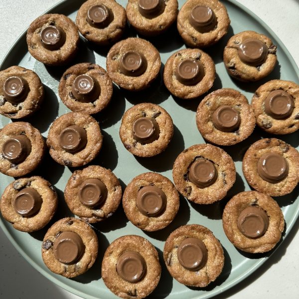 Rolo Cookie Cups - Dang That's Sweet