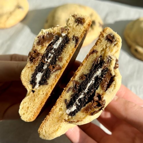 Oreo Stuffed Chocolate Chip Cookies - Dang That's Sweet