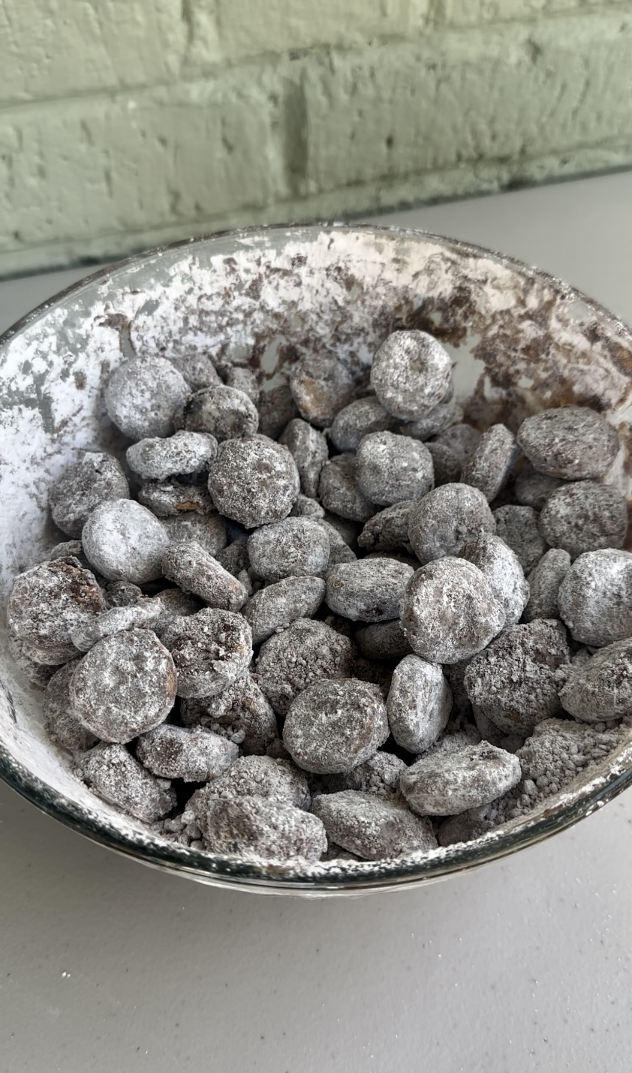 Ritz Bits and Oreo Puppy Chow - Dang That's Sweet