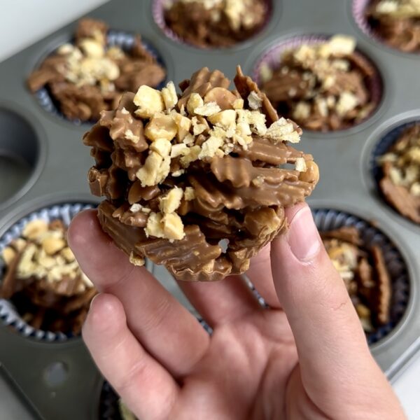 Potato Chip Candy Clusters - Dang That's Sweet