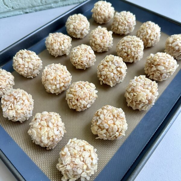 Caramel Marshmallow Rice Krispie Balls - Dang That's Sweet