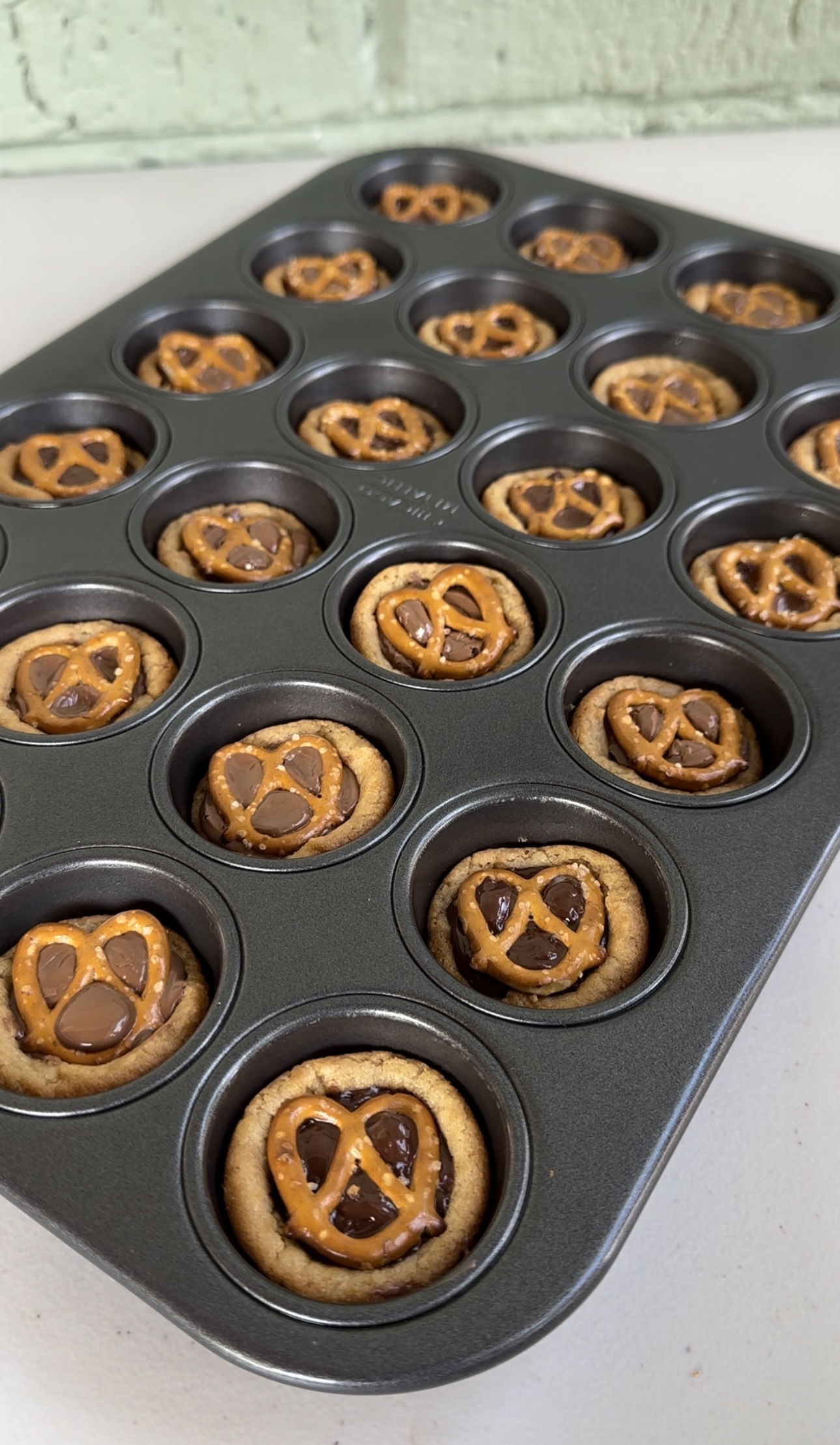 Peanut Butter Pretzel Cookie Cups - Dang That's Sweet