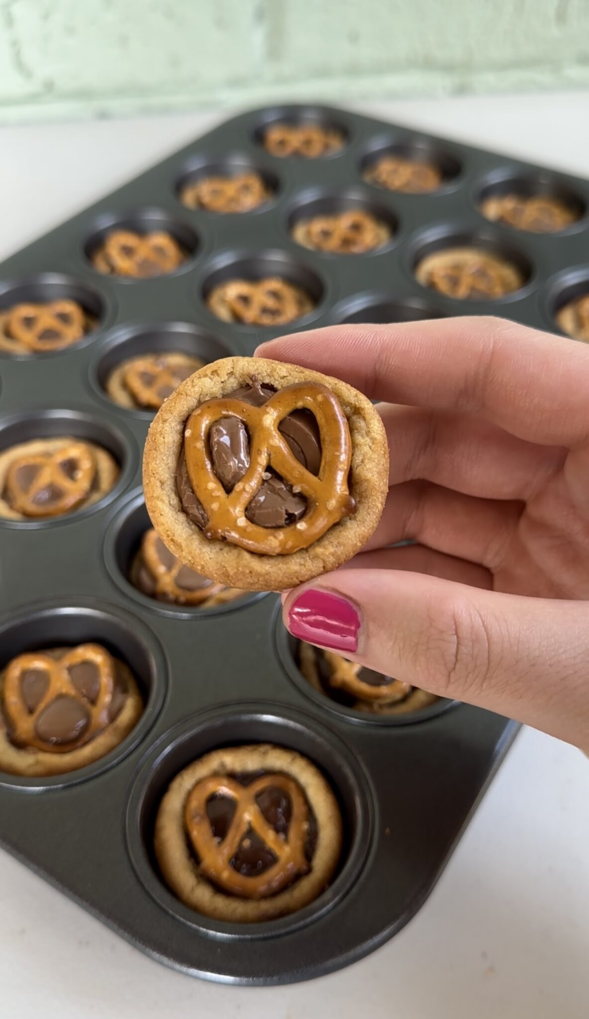 Peanut Butter Pretzel Cookie Cups - Dang That's Sweet