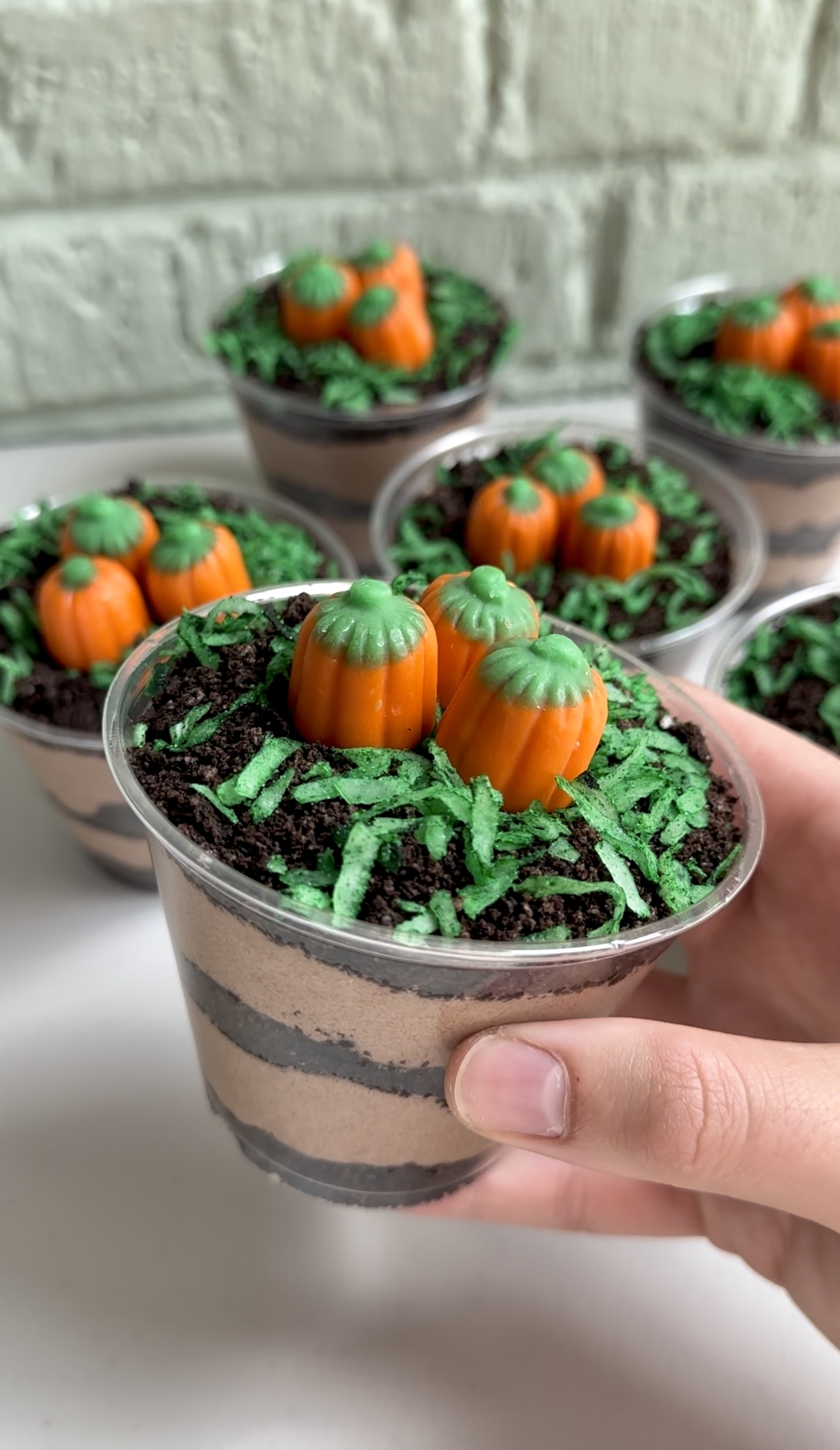 Pumpkin Patch Dirt Cups - Dang That's Sweet