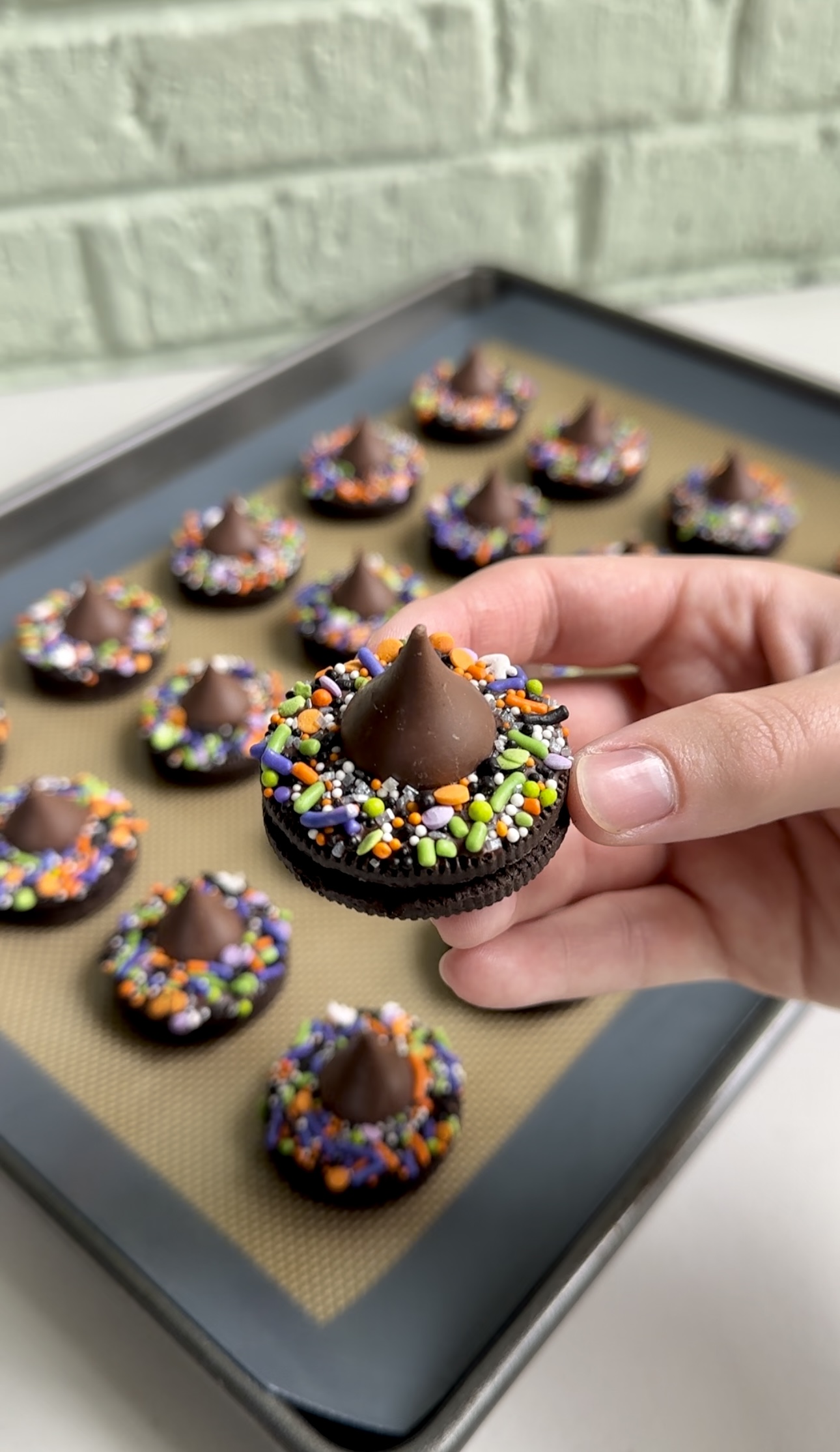 Oreo Witch Hat Cookies - Dang That's Sweet