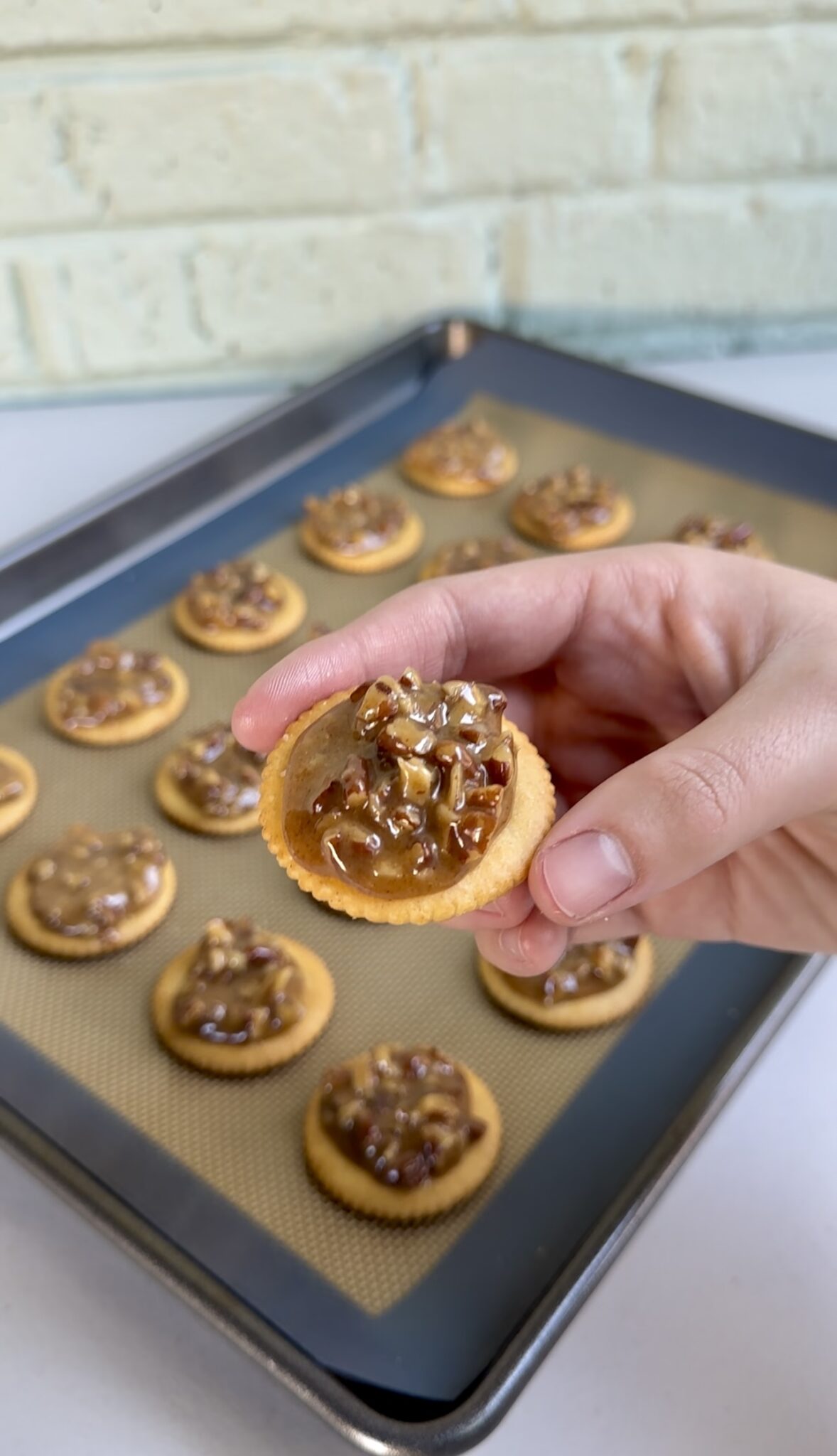 Pecan Pie Ritz Cookies - Dang That's Sweet