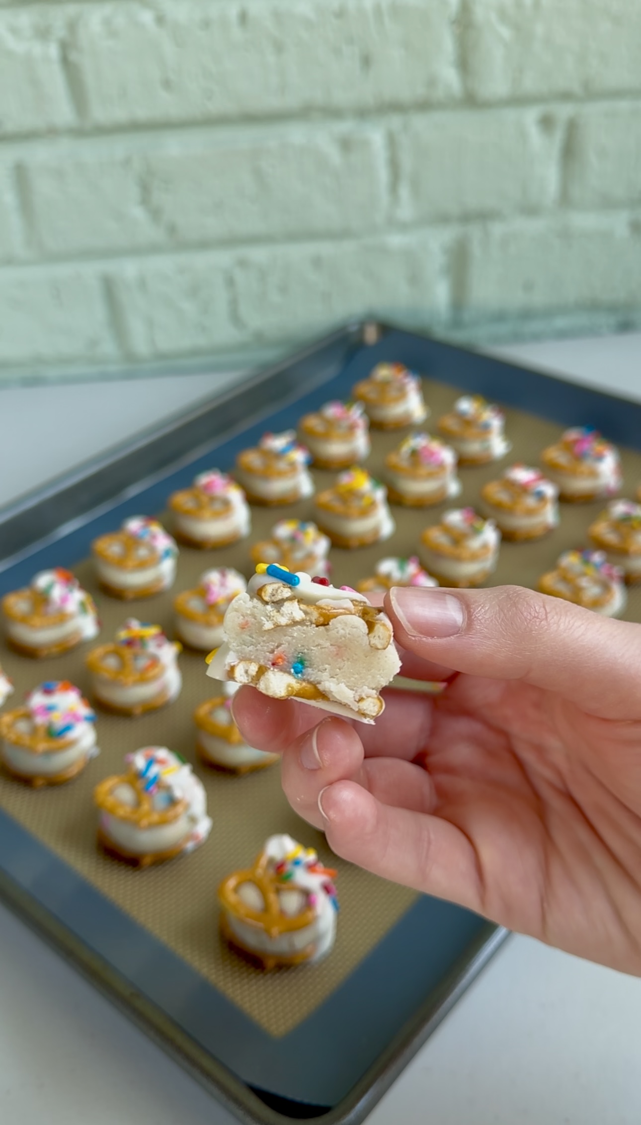 Funfetti Pretzel Bites - Dang That's Sweet